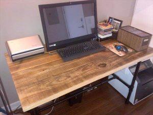 DIY Pallet Dining Table - Computer Desk - 101 Pallets