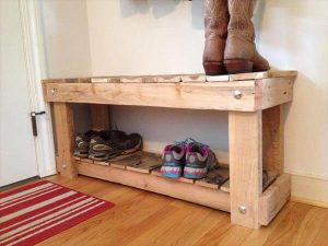 DIY Pallet Entryway Bench and Shoe Rack - 101 Pallets