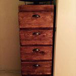 Chest of Drawers / Pallet Dresser - 101 Pallets