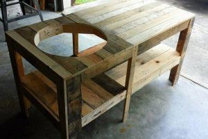 Pallet Wood Kamado Grill Table - 101 Pallets